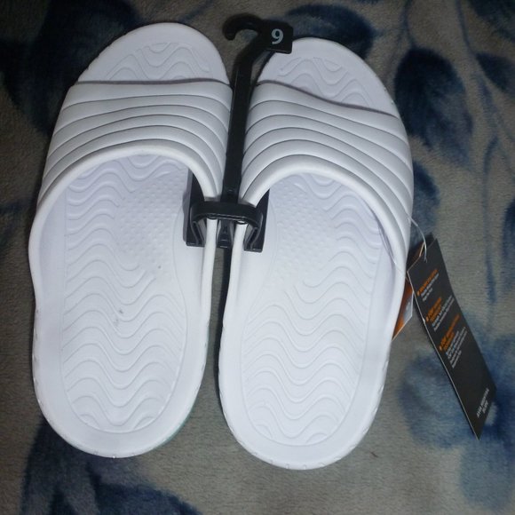 Avia | Shoes | Womens Beach Avia Hightail Slide Slips On Water Proof Sz ...